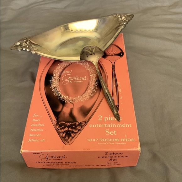 Dining | Vintage 1847 Rodgers Bros Serving Entertainment Set | Poshmark